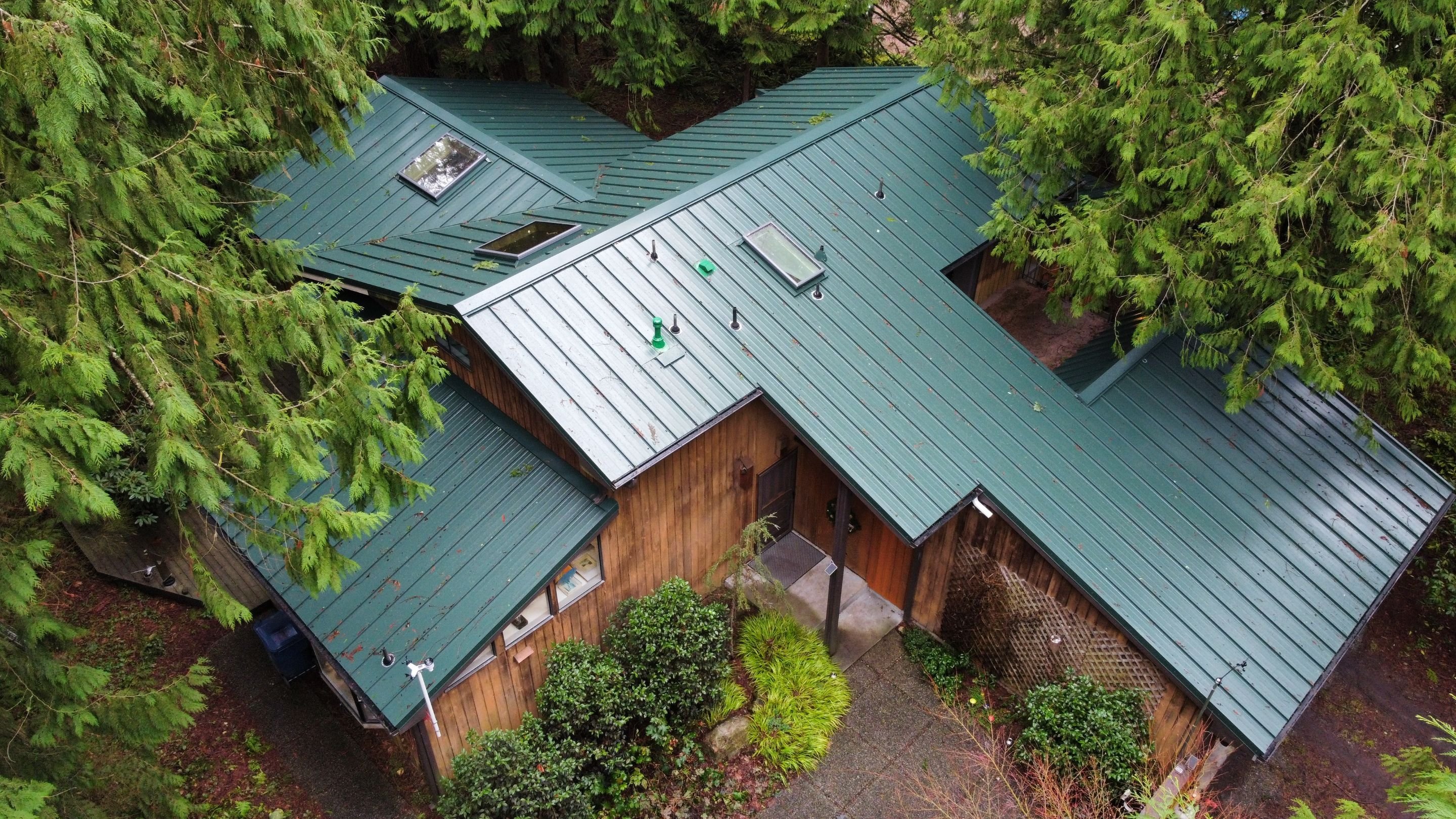 Standing Seam Metal Roof Panel Types: What to Know Before You Buy